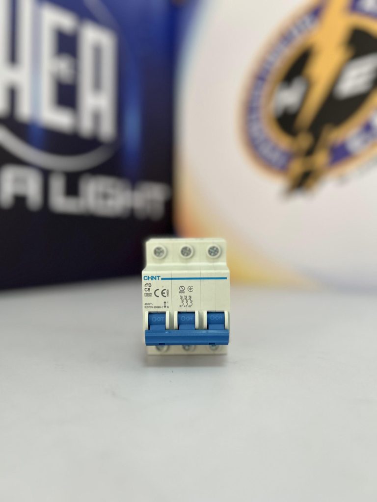BREAKER TERMOMAGNETICO 3P 06A CHINT - Hyper Eléctricos