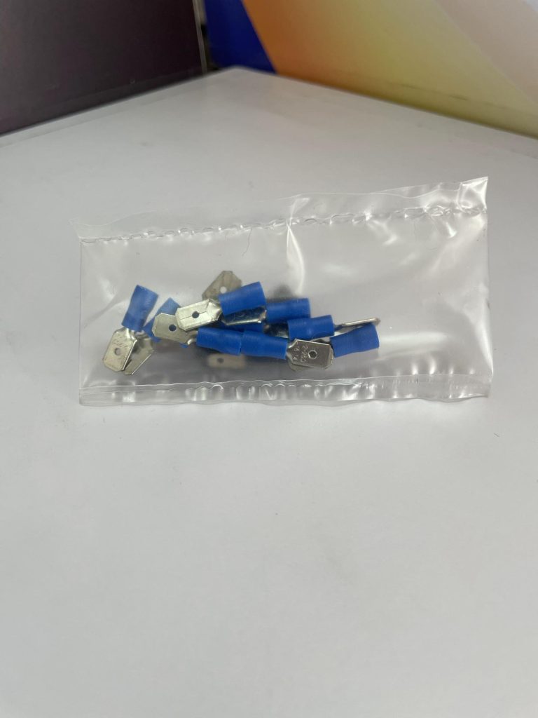 TERMINAL MACHO AZUL AWG 16-14 250" NACIONAL - Hyper Eléctricos